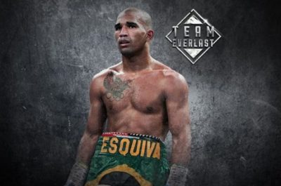 Esquiva nocauteia americano e alcança 13ª vitória no boxe profissional