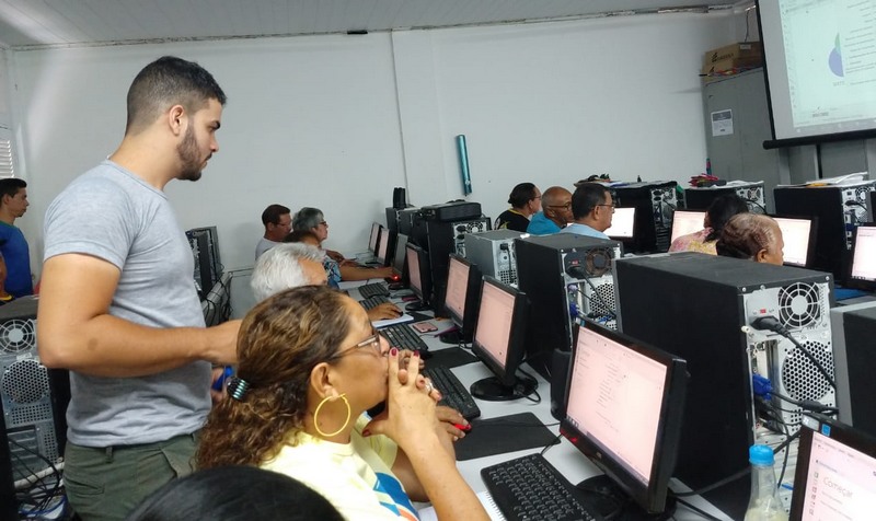 Previne abre inscrição para curso de informática para idosos