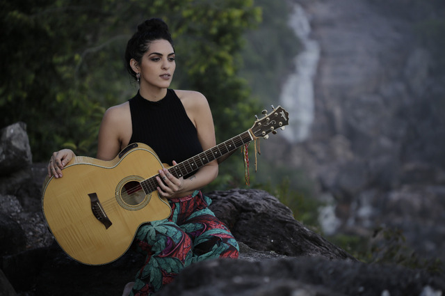 Cantora macuxi Ana Lu apresenta projeto Reggae Acústico na quinta-feira, 30