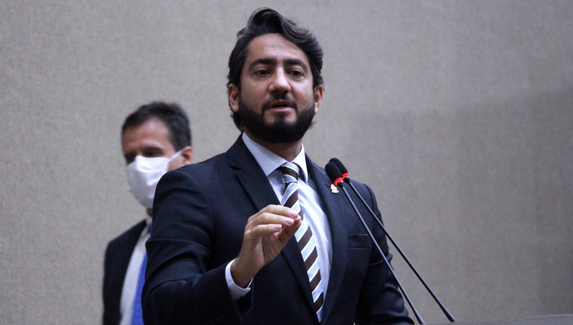 Diego Afonso comandará CPI que investigará a Águas de Manaus