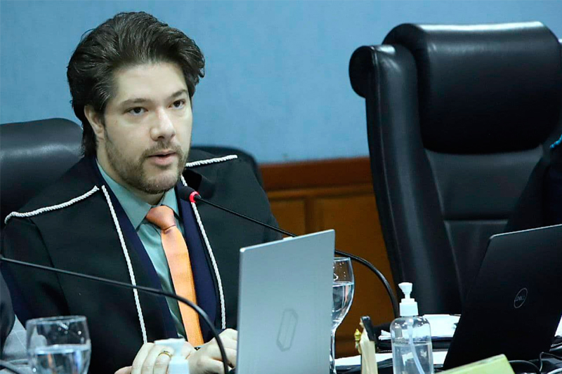 Conselheiro do TCE suspende licitação da Sepror-AM de R$ 1,3 milhão