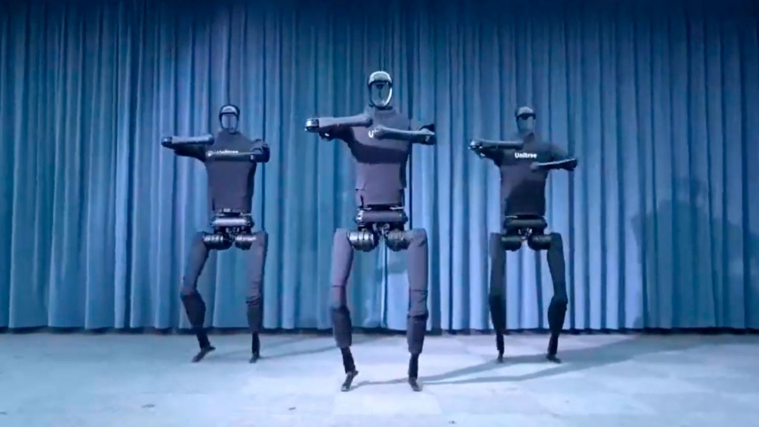 Robô humanoide chinês corre mais rápido que humano