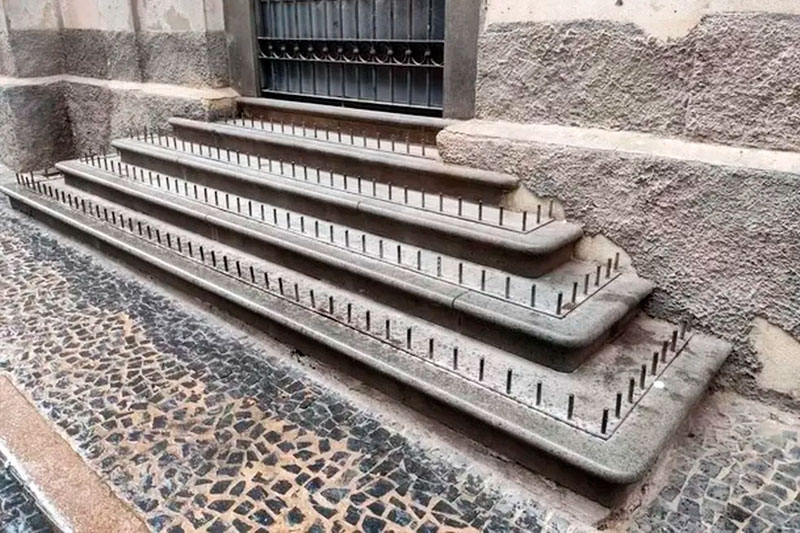 Lei institui proibição de 'arquitetura hostil' no AM; arquitetos apoiam