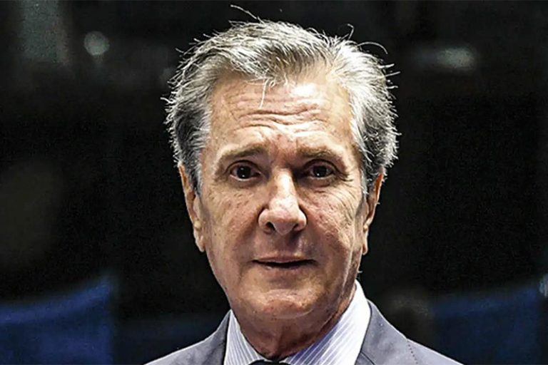 Alexandre de Moraes ordena retenção do passaporte de Fernando Collor