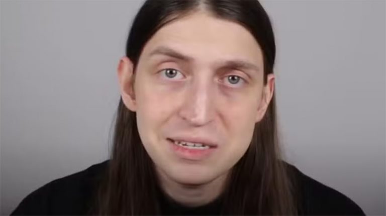 Youtuber Felca ganha 10 milhões de seguidores após denúncia