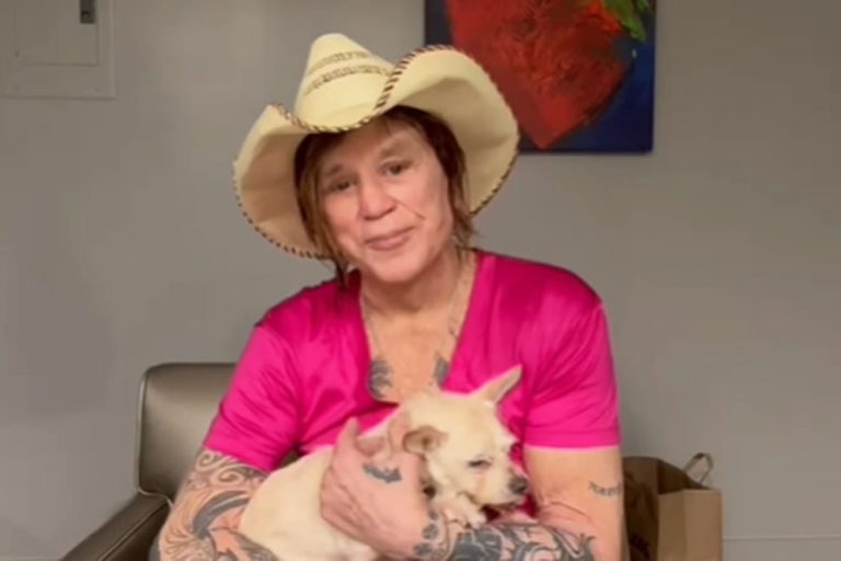 Ator Mickey Rourke nega que lançou vaquinha para evitar despejo