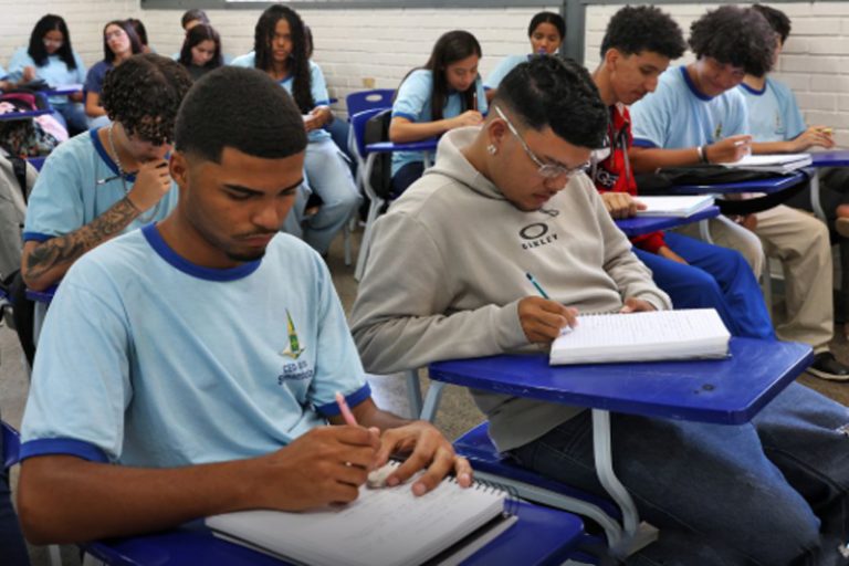 Prazo de inscrição para o Encceja termina na próxima sexta-feira (15)